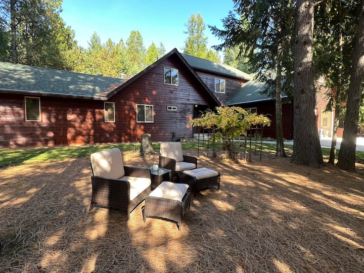 Leisure Lodge In Sandpoint - Sandpoint, ID