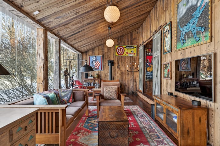 Converted Barns Estate Setting Pool/hudson Valley - Millbrook, NY