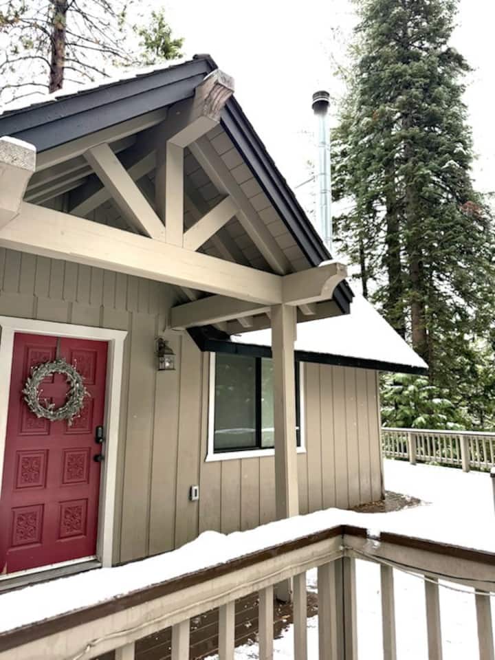 Book Thanksgiving Or Xmas Or Both! Mins To Dodge! - Pinecrest, CA