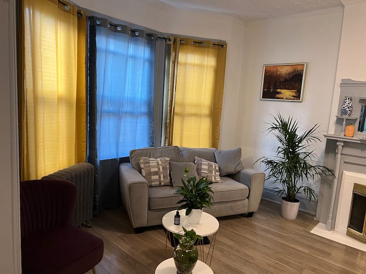 Newark Cozy & Independent| 1br|private| Near Nyc - Newark, NJ
