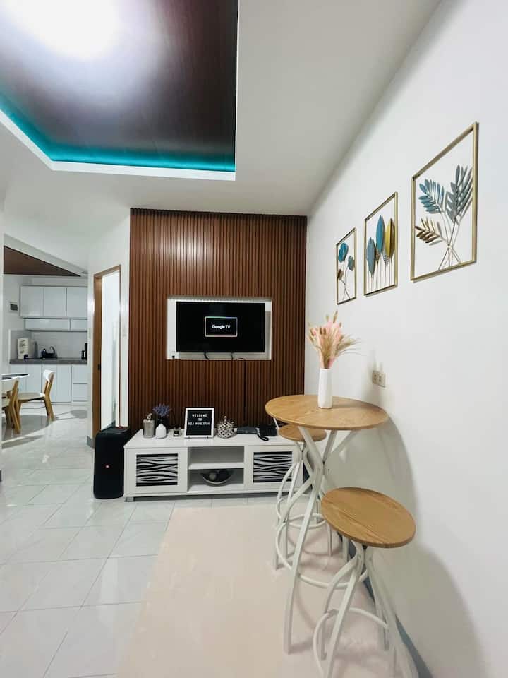 Rej Homestay (3 Br With A/c) - Anilao