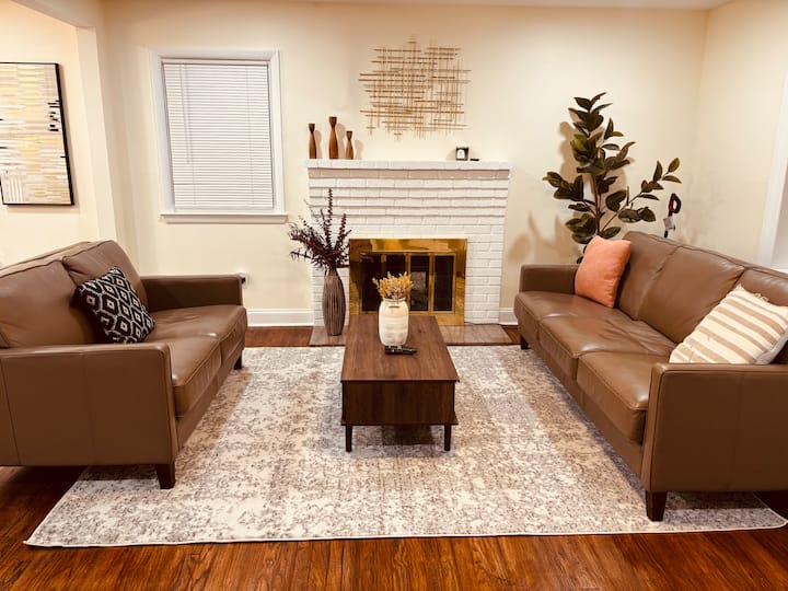 Cozy Bungalow Near Mgm- 4bed2ba W/large Backyard - National Harbor, MD