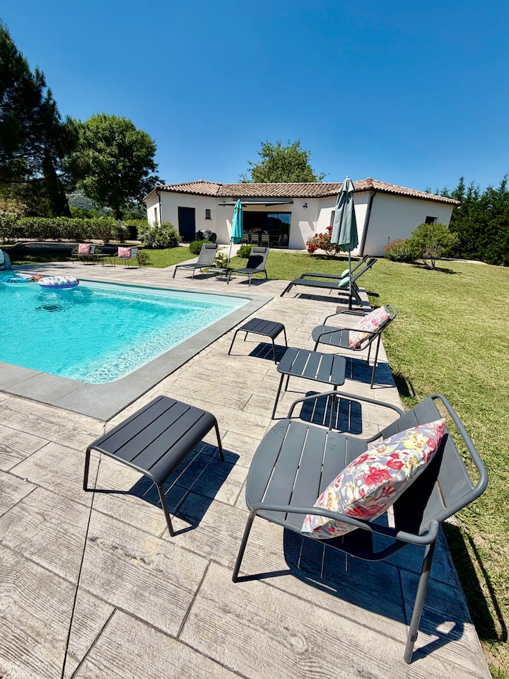 Villa 5*, 9p, Piscine Chauffée D'avril à Oct, 4ch - Vallon-Pont-d'Arc