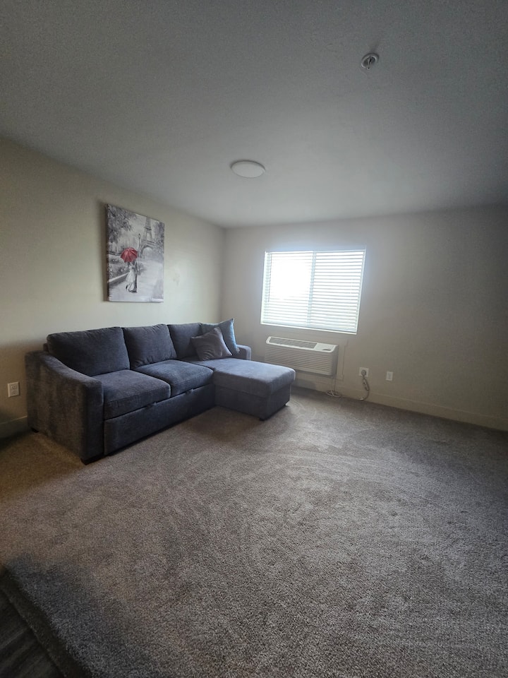 Apartment 202 Near Byu-i, Free Parking - Rexburg, ID