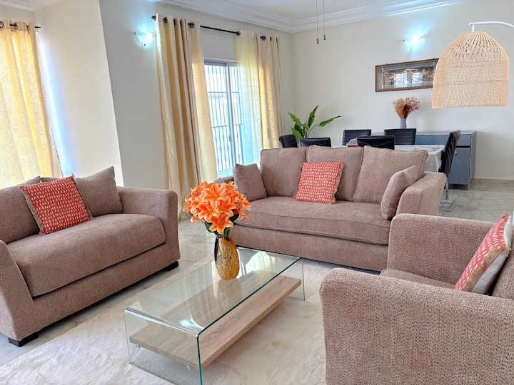 Beautiful 3br Apt Near Ocean – Almadies - Dakar