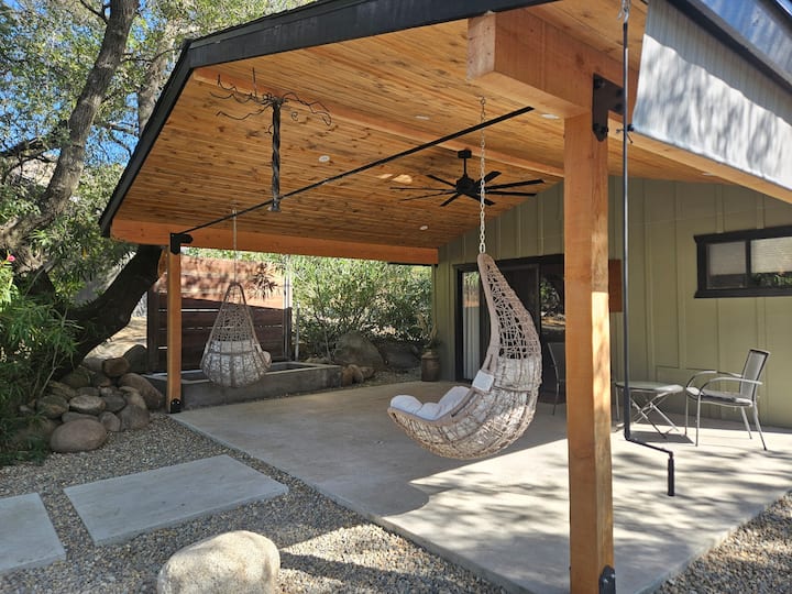 The Perfect Cozy Escape For Two Awaits. - Sequoia National Park