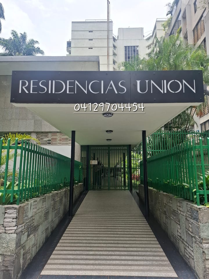 Habitacion En Los Palos Grandes - Caracas