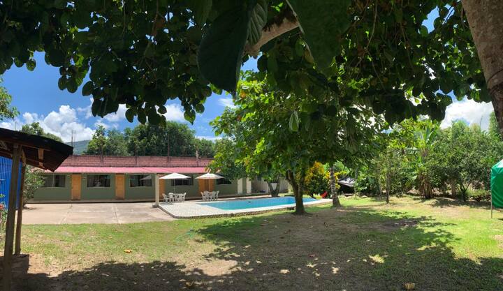 Hermosa Casa Campo Frente Al Rio - La Merced