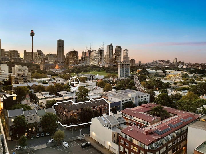 Perfect City Centre Apartment With Parking Permit - Sydney