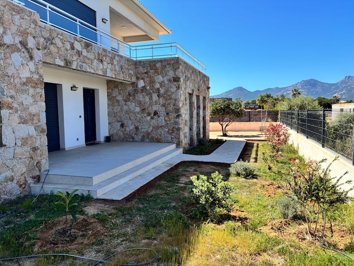 Luxueux T3  Vue Sur La Baie De Calvi Parking Wifi - Balagne