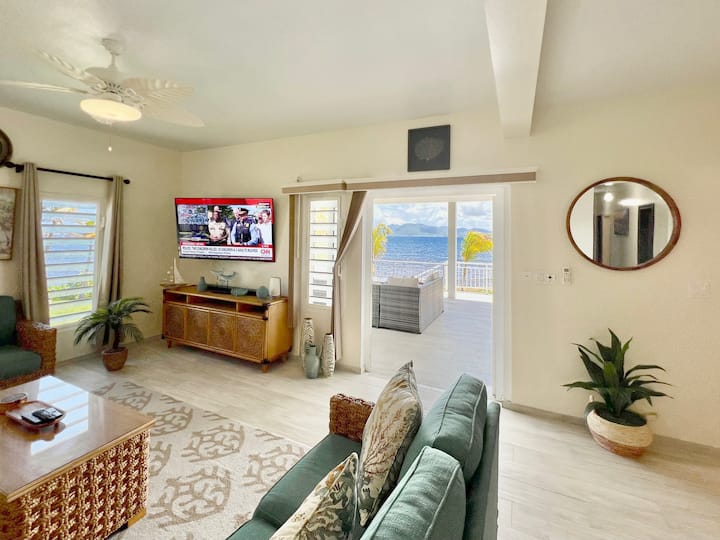 Bayview Resort, Beachfront Villa W/ Stunning Views - Anguilla