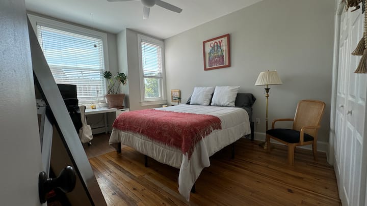 Harbor Nest In Baltimore - Baltimore, MD