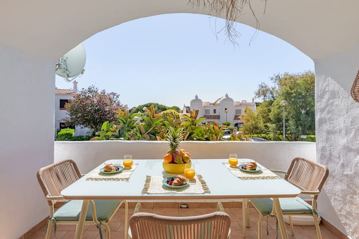 Vue Exotique, Serein Et Hospitalier - Lagoa