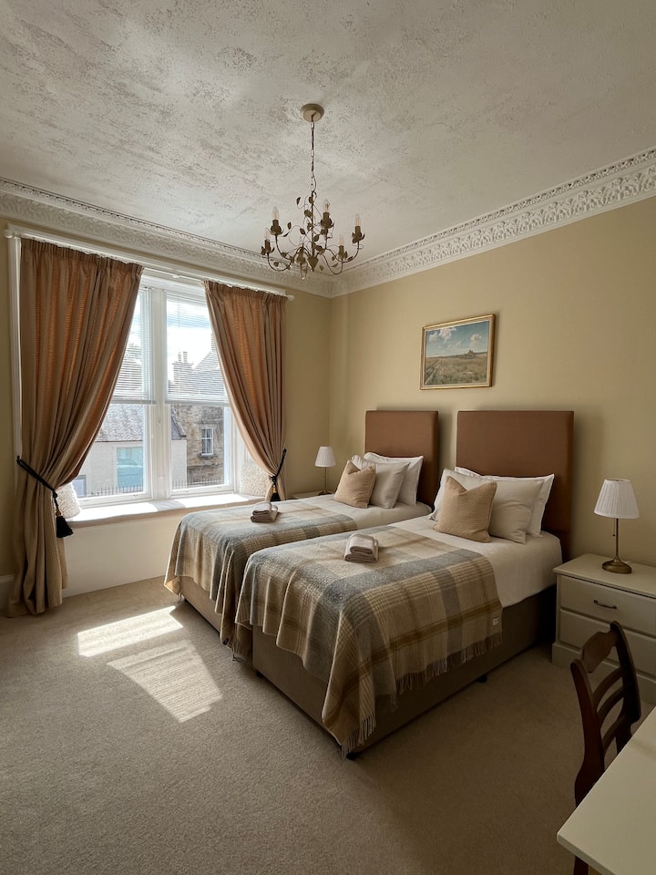 Twin Room With Shared Bathroom In Callander - Callander