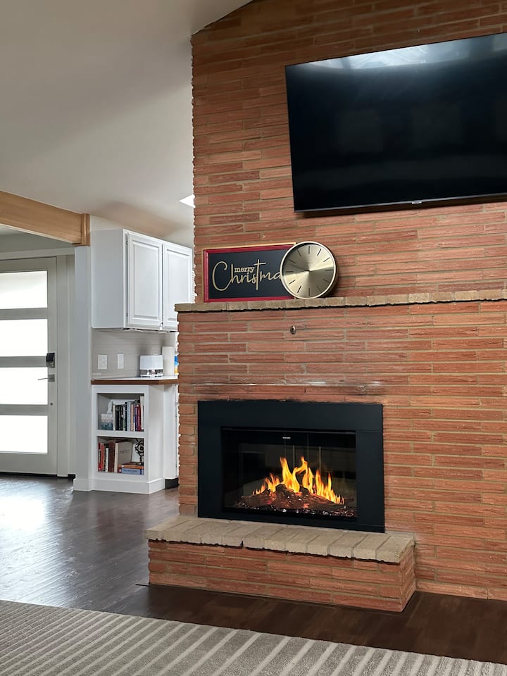 Entire Home Midcen Modern Open Concept - Spokane Valley, WA
