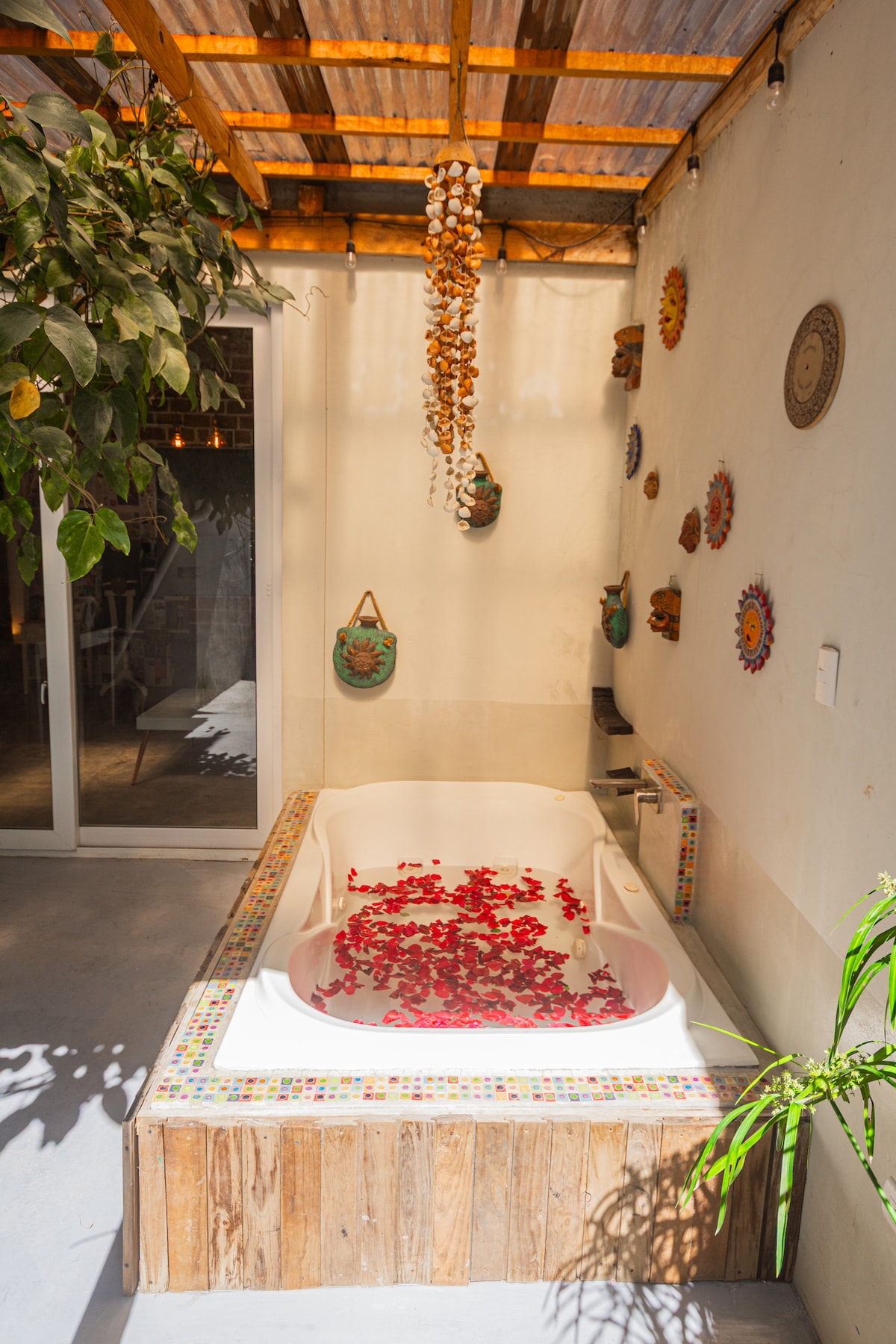 The dream of fashion_Jacuzzi - Houses for Rent in Antigua Guatemala ...