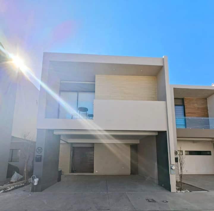 Casa Rosa Del Desierto - Ciudad Juárez