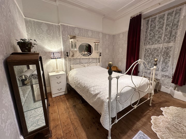 Boutique Studio Apartment In Grand House - St Austell