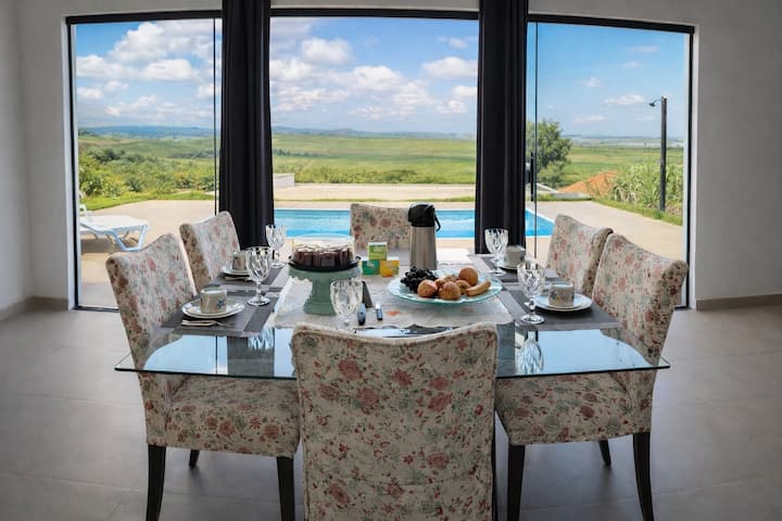 Vista Incrível, Piscina E Pôr Do Sol Inesquecível - Taubaté