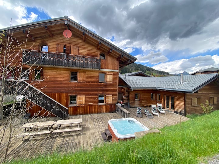 Chalet 24p Jacuzzi Près Du Centre - Les Gets