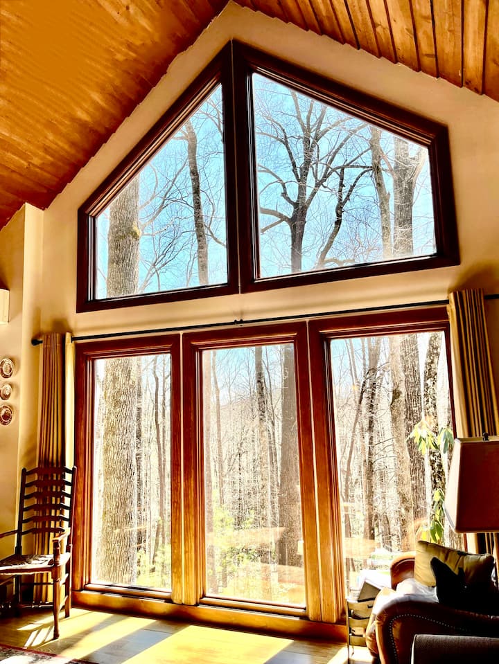 Cabin Near Cashiers | Lake, Pool, Kayak, Amenities - Sapphire, NC