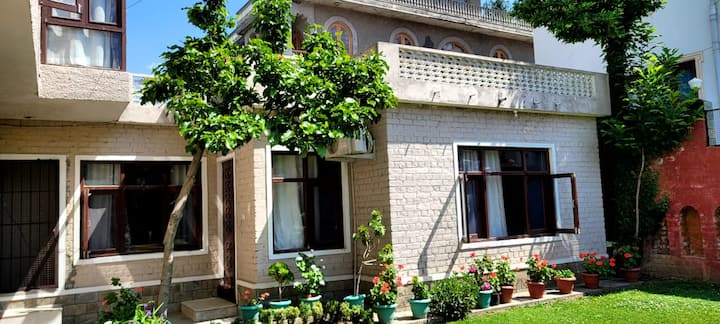 The Blue Hill Studio - Srinagar