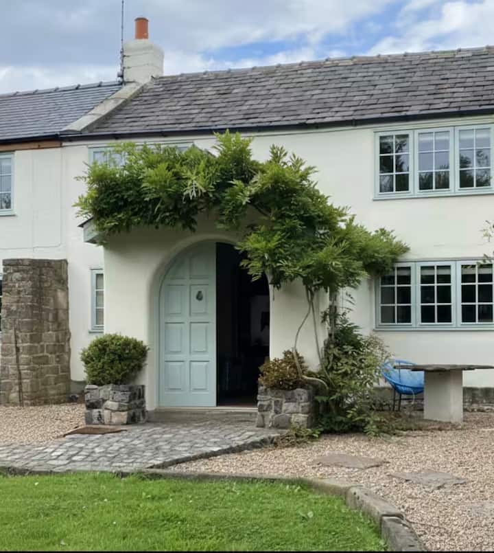 Spacious 3br Cottage | Wfh | Coast & Countryside - Poulton-le-Fylde