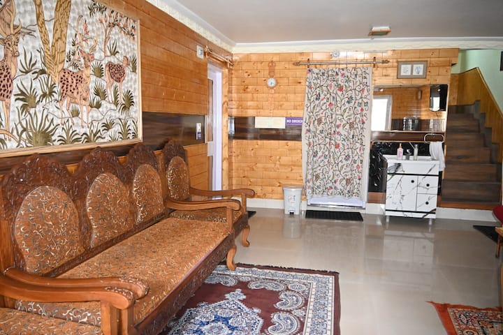 Himalayan Cottage - Pahalgam