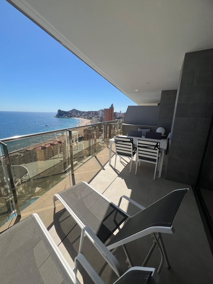 Apartmento En Sunset Cliffs Benidorm Poniente. - Benidorm