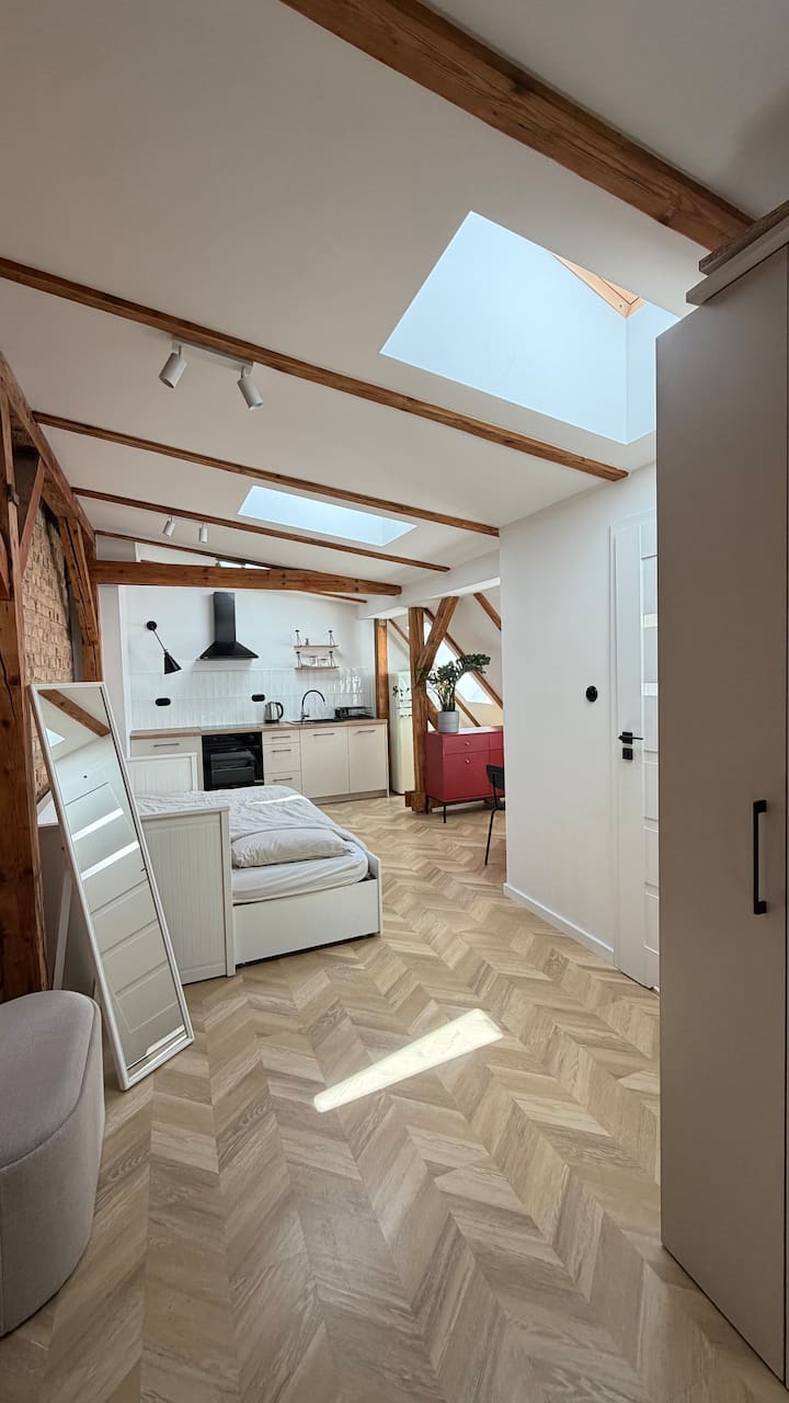 Studio Na Poddaszu - Poznań