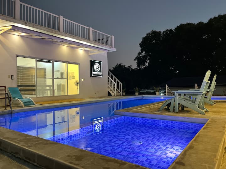 Mangroves & Sandbar Private Resort - Calatagan