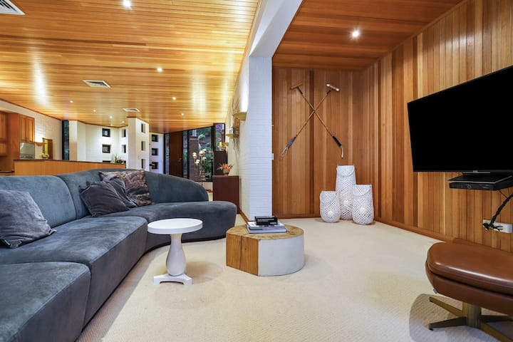 Luxury Gold Coast Mountain View Villa With Pool - Beechmont