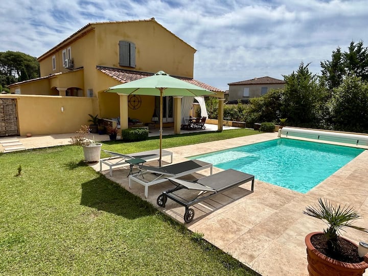 *Villa 125* Clim, Piscine Chauffée, Proche Aix - Éguilles