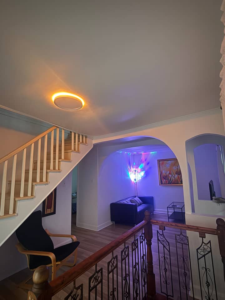 Cozy Family Home Near Montreal | Quiet & Spacious - Mirabel
