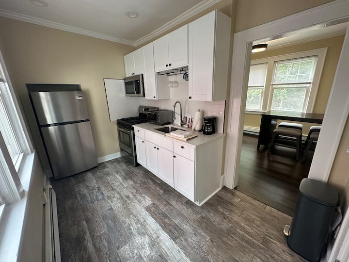 Cozy Home On Dead End St – Steps From The Park - Montclair, NJ