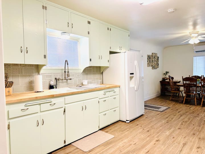 Spacious Central Ave. Home - Safford, AZ