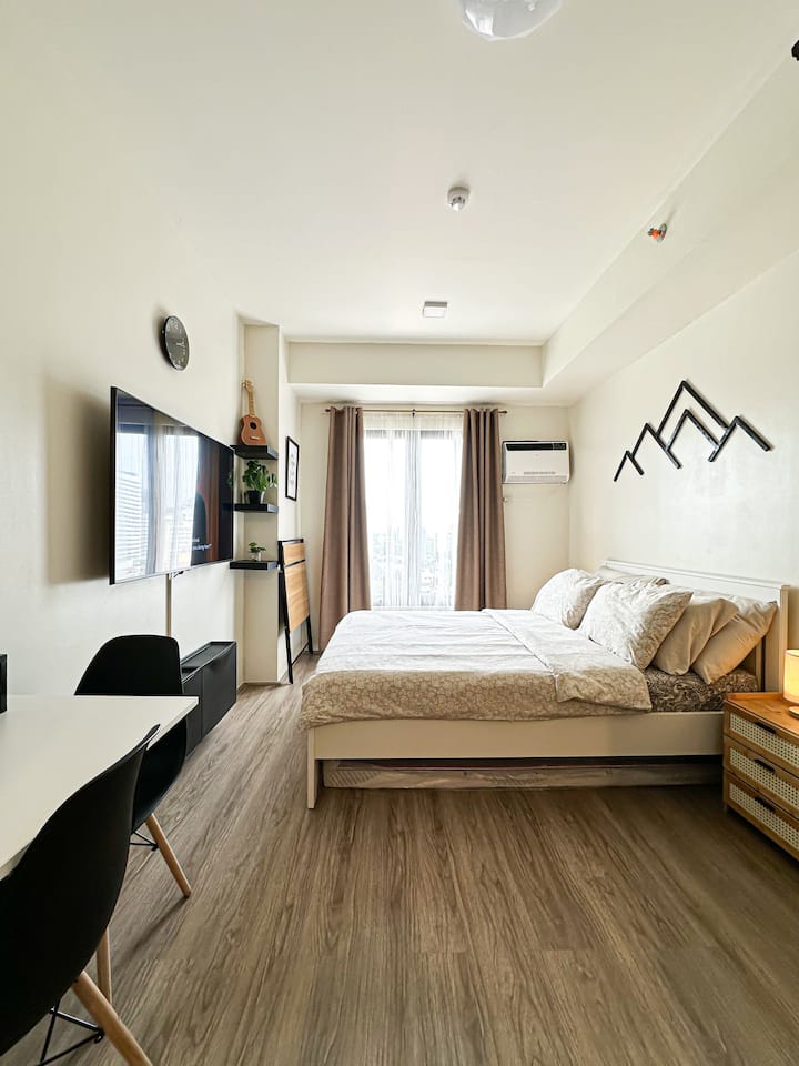 Studio Near It Park-free Pool,wifi, 55”tv, Netflix - Cebu