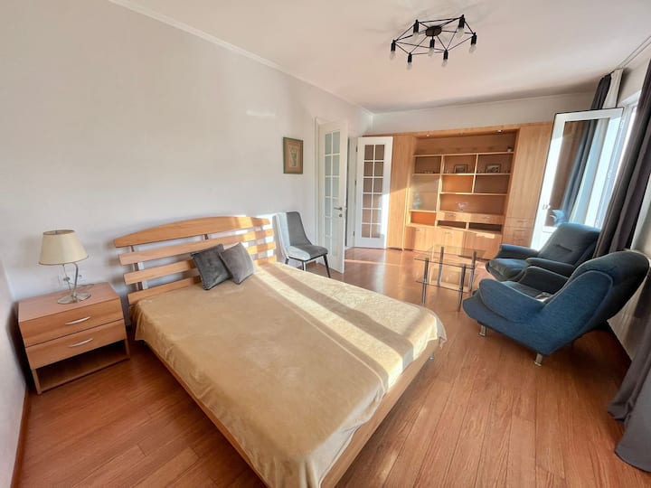 Victoria's Apartment - Tiflis