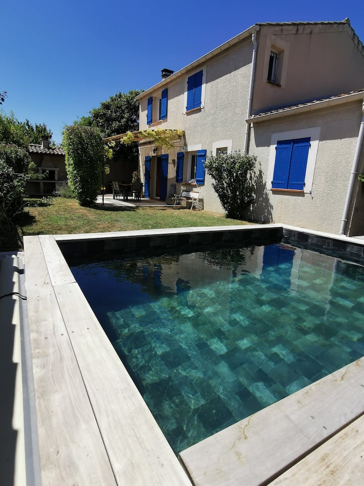 Maison Spacieuse Avec Piscine Proche Avignon - Avignon