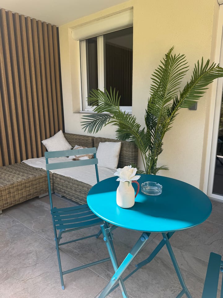 Superbe Studio+terrasse+parking 2* - Aix-les-Bains