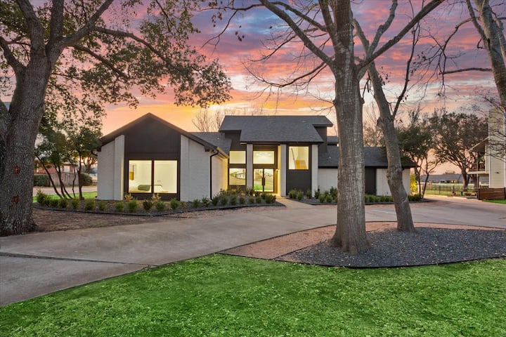Mill Creek Home On Golf Course, Golf Cart Rental - Salado, TX