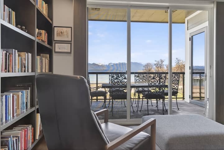 Quiet Modern Charm~ Boat Slip - Sandpoint, ID