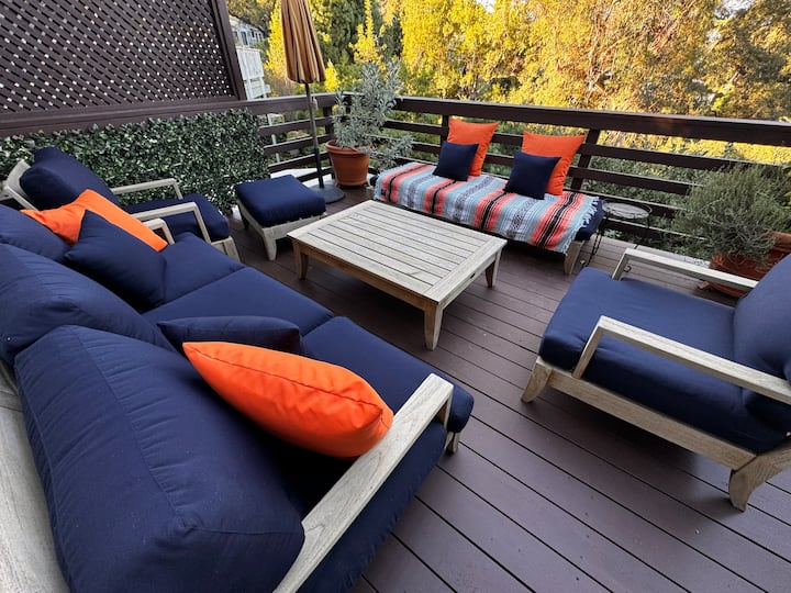 Private Garden Hideaway Near Topanga Beach - Calabasas, CA