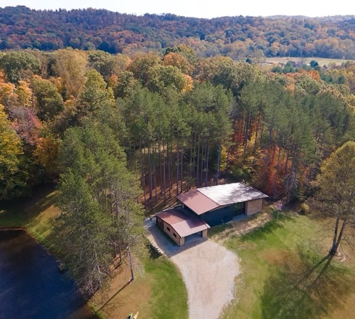 Modern Home-hocking Hills+hot Tub+firepit+pond - Logan, OH