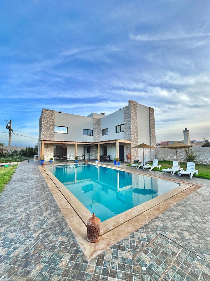 Superbe Villa Situe à 10 Minutes Des Plages - Essaouira