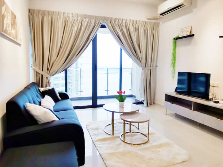 Jenz 2br Home @ Country Garden *Near Ciq*(2-6pax) - Johor Bahru