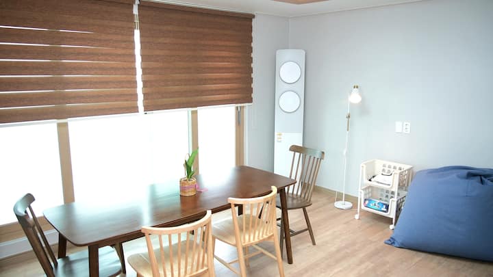 2호 해원, 방 3/욕실 2/싱글침대 6개/ 11월 평일 할인/ 늦가을 조용한 힐링 숙소 - Busan