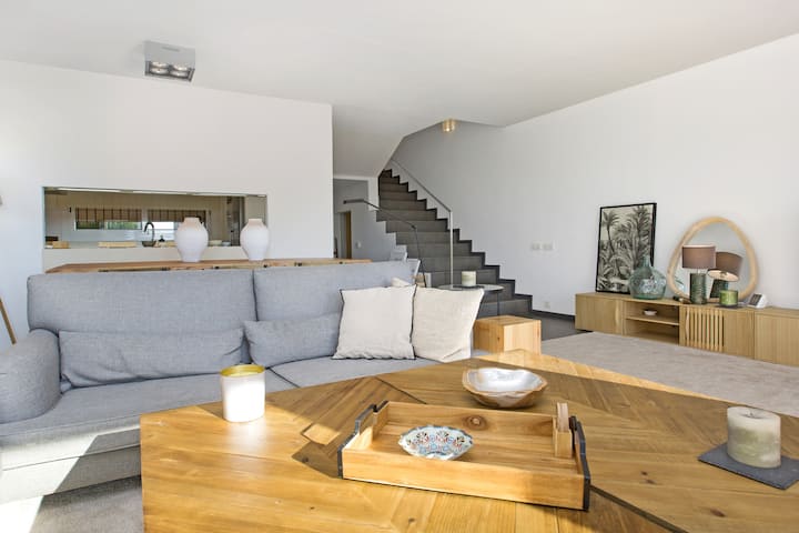 1sb 01 - Belle Maison Avec Jardin Privé Et Piscine - Tamariu