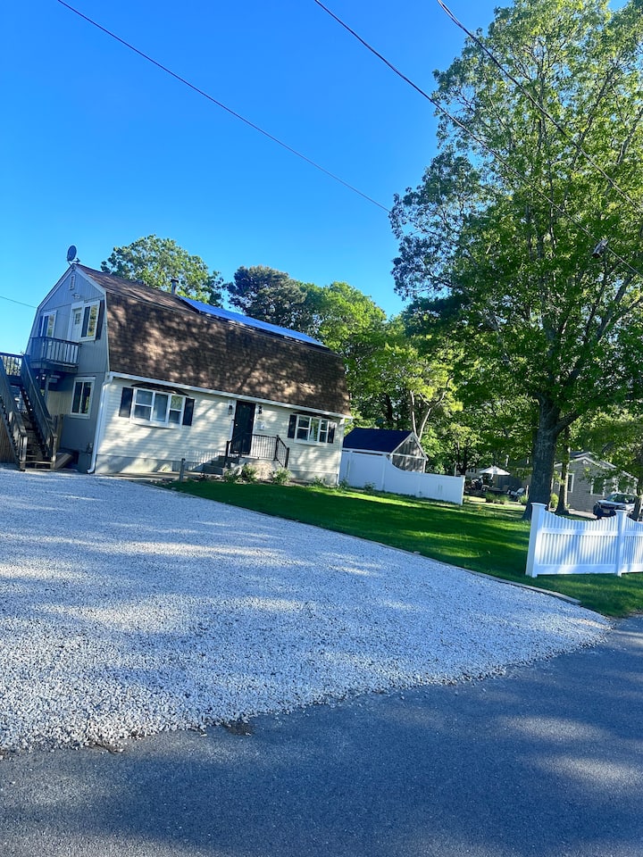 Seagull Beach Cape Home - Englewood Beach, MA