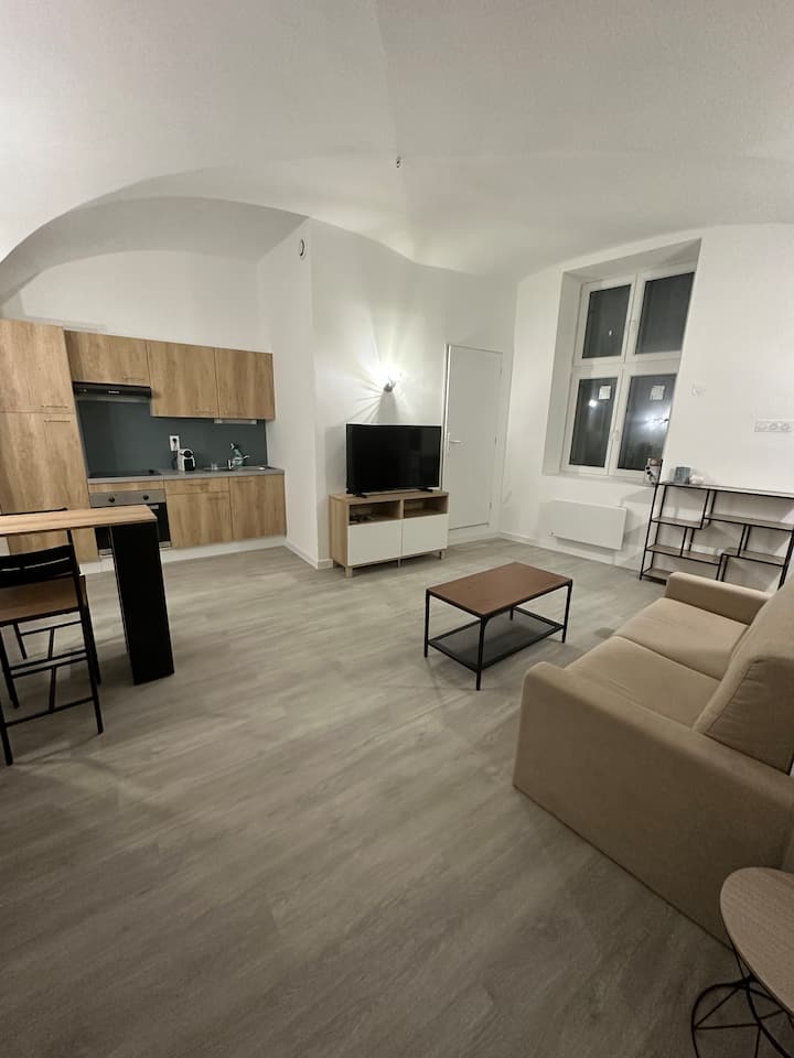 Studio Neuf Centre Ville - Bagnols-sur-Cèze